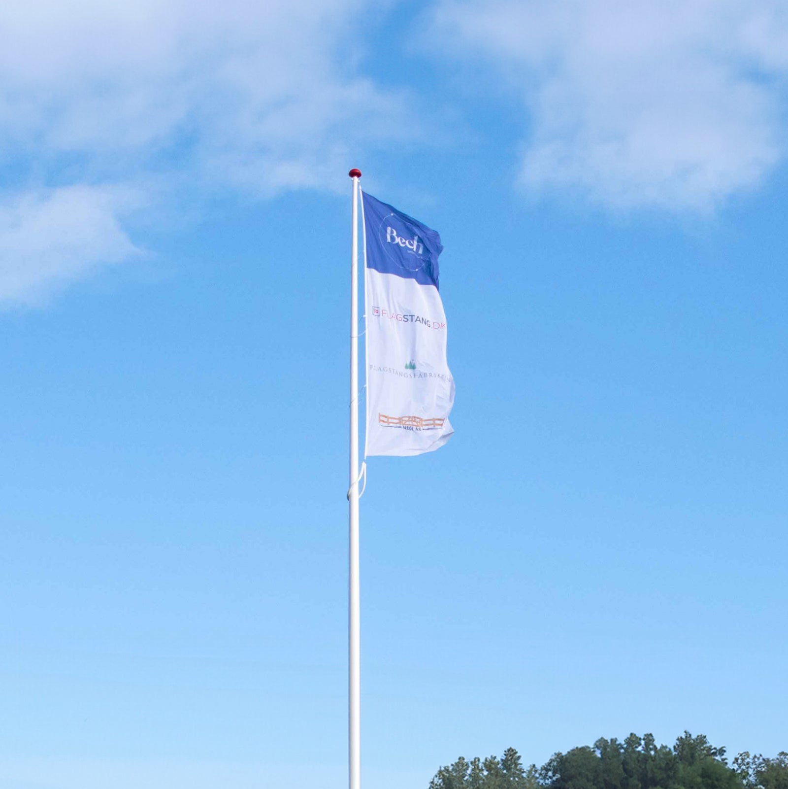 Glasfiberflagstang 9 m til Erhverv – Robust & Elegant Flagstang